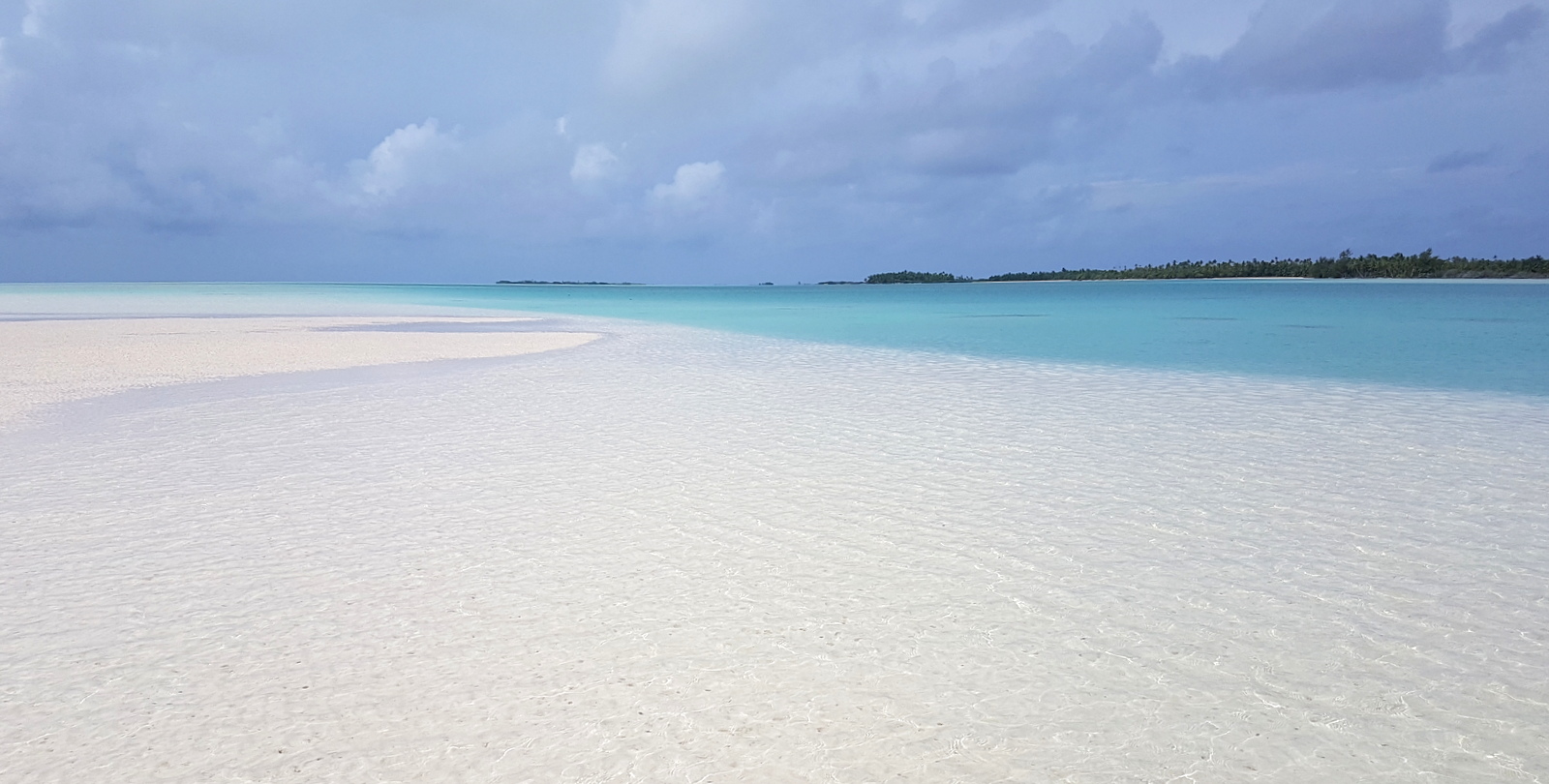 Excursions au lagon vert et aux sables roses